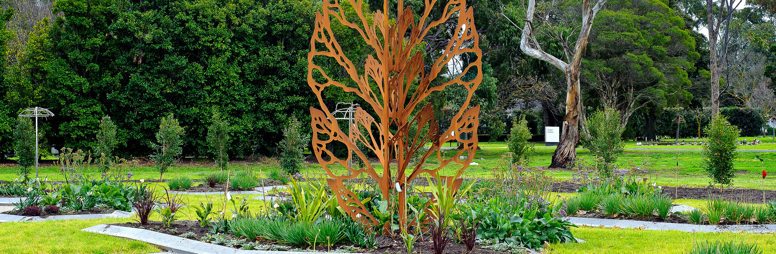 Four Seasons Leaf Skeleton | Lump Sculpture Studio